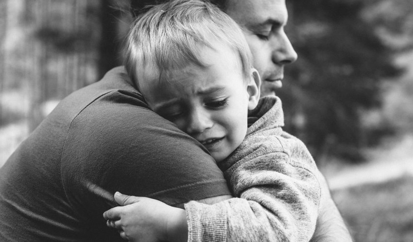 Un père qui s'occupe de son fils n'est pas une "obligation" il fait que ...